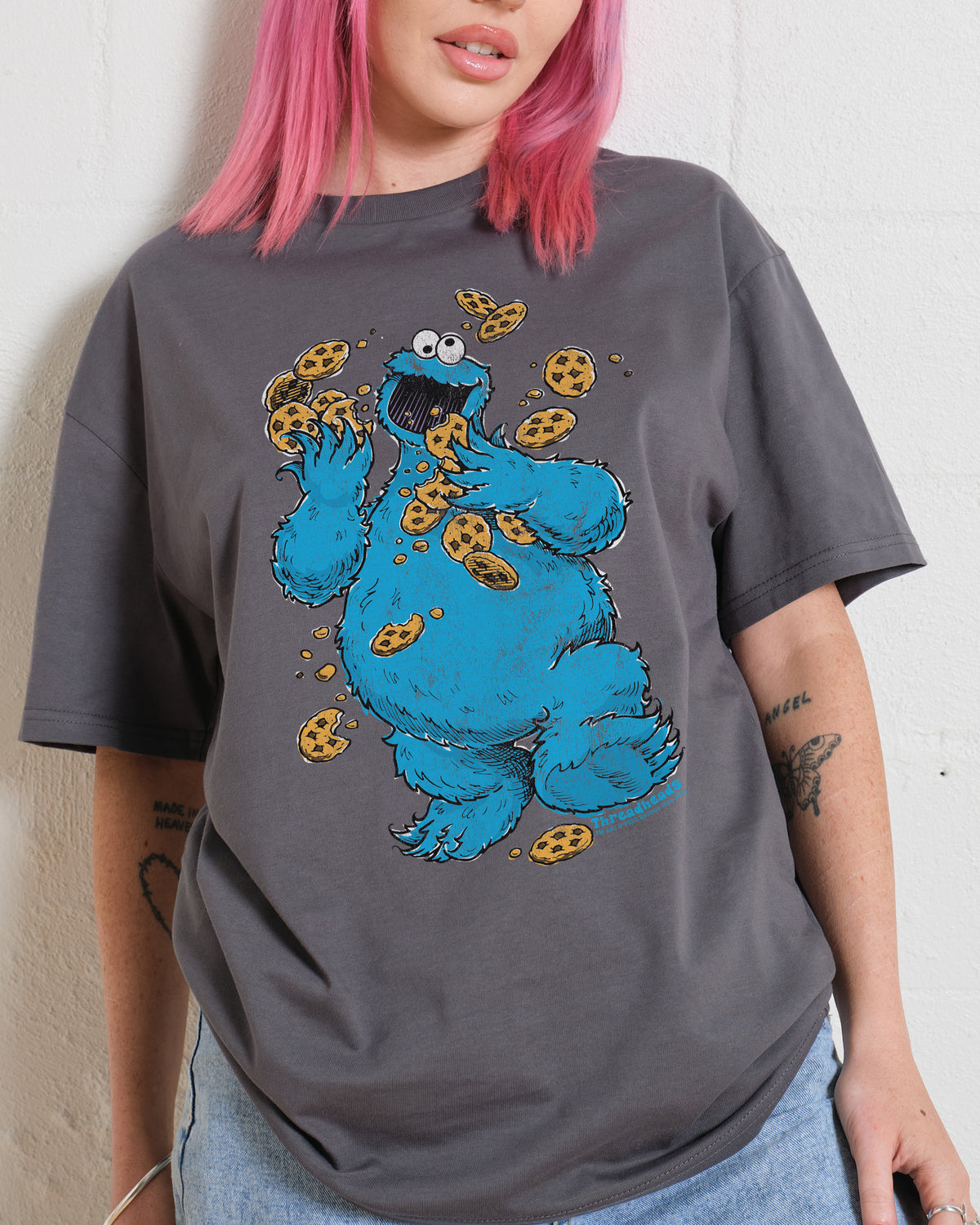 Cookie Monster Om Nom Nom T-Shirt | Official Sesame Street Merch Australia